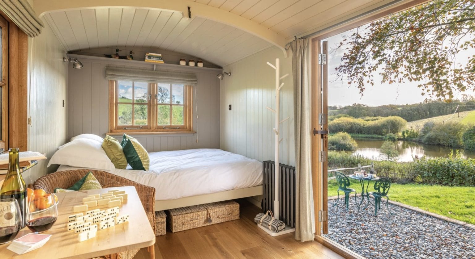 Sleeping in a Shepherd’s Hut Bed | Plankbridge Shepherd's Huts